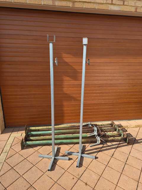 Patio tube support stand props | Ladders & Scaffolding | Gumtree ...