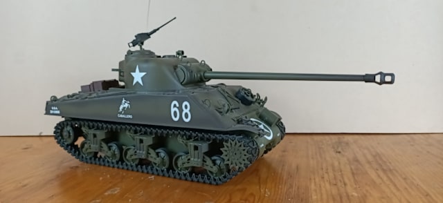 M4 Sherman USA WW2 Tank 1/16th Heng Long Remote Control - Collectables ...