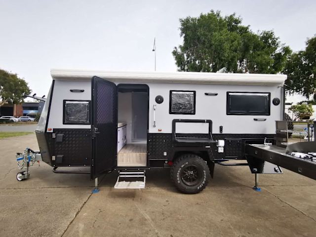 Sunshine Trail 15 -18 FT Hybrid Off Road Caravan | Caravans | Gumtree ...