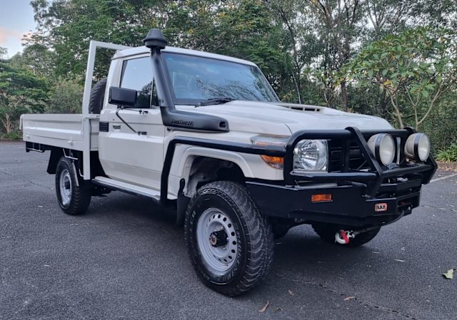 2018 TOYOTA LANDCRUISER VDJ79 4.5L V8 TURBO DIESEL 4X4 MANUAL UTE/TRAY ...