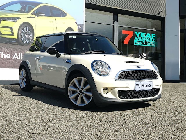 2011 Mini Hatch R56 LCI Cooper S Chilli White 6 Speed Manual Hatchback ...