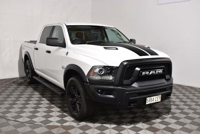 2020 Ram 1500 DS MY20 Warlock Crew Cab SWB White 8 Speed Automatic ...