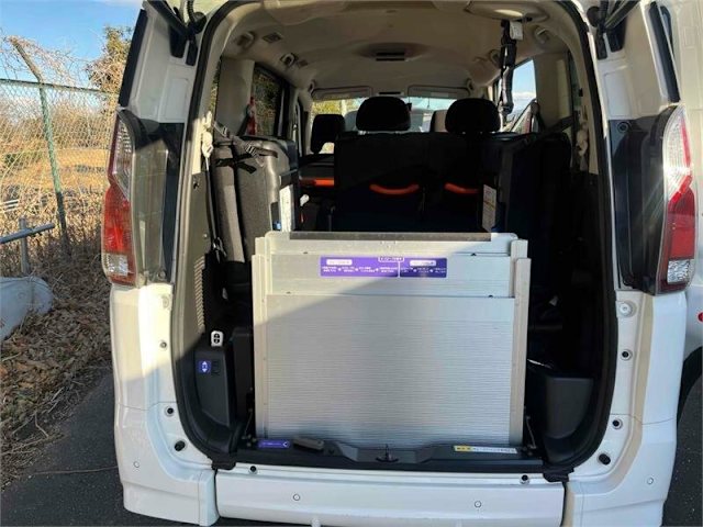 2019 Nissan Serena C27 PETROL WELCAB REMOTE WHEELCHAIR RAMP, DISABILITY ...