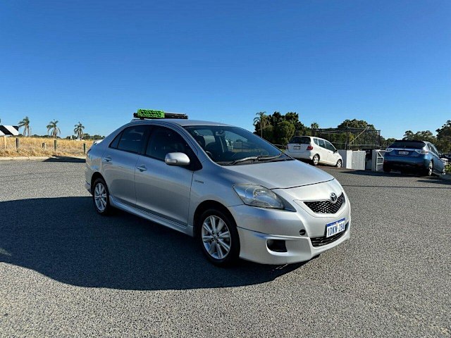 2009 Toyota Yaris NCP93R 08 Upgrade YRX Silver 5 Speed Manual Sedan ...