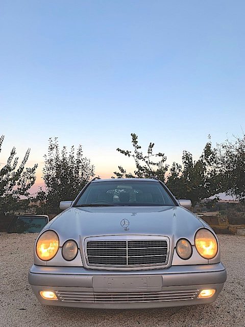 1998 MERCEDES-BENZ E240 S210 7-SEAT WAGON CLASSIC | Cars, Vans & Utes ...