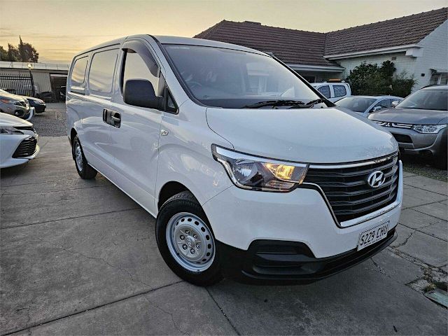 2020 Hyundai iLOAD TQ4 MY20 White 6 Speed Manual Van | Cars, Vans ...