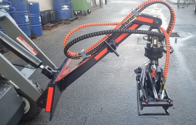 MINILOADER LOG GRAPPLE ATTACHMENT - NEW | Construction Equipment ...