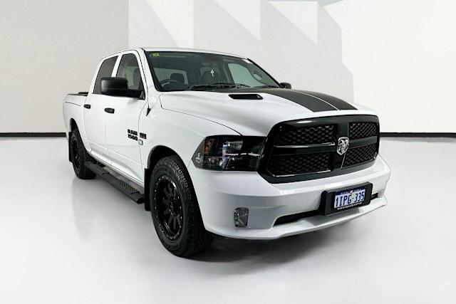 2022 Ram 1500 DS MY22 Express Rambox White 8 Speed Automatic Crew Cab ...