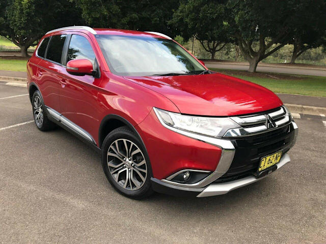 2016 Mitsubishi Outlander ZK MY16 LS (4x4) Red Metallic Continuous ...