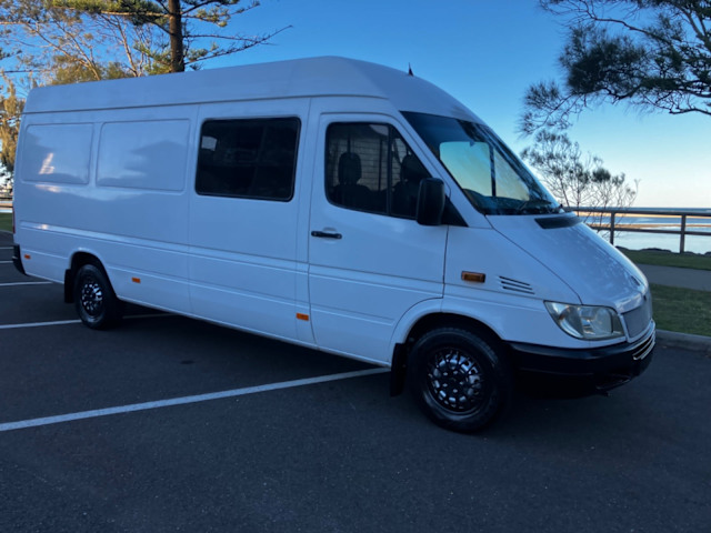 DEAL ALERT! 2003 MERCEDES-BENZ SPRINTER XLWB HIGHER-ROOF QLD REGO FULL ...