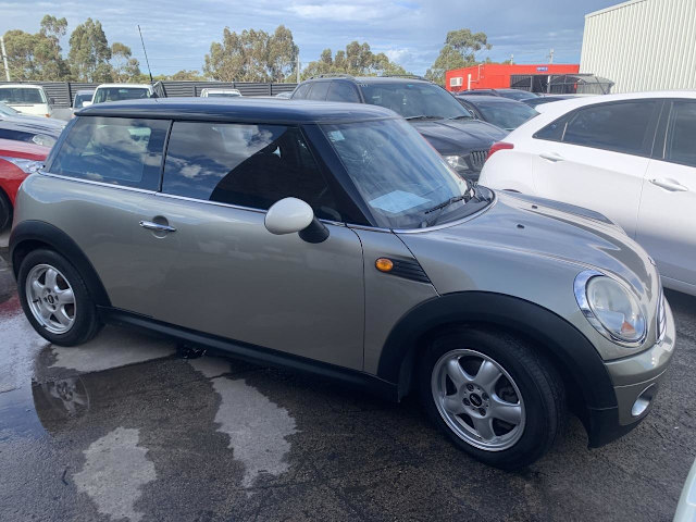 2009 Mini Cooper R56 Silver 6 Speed Automatic Hatchback | Cars, Vans ...