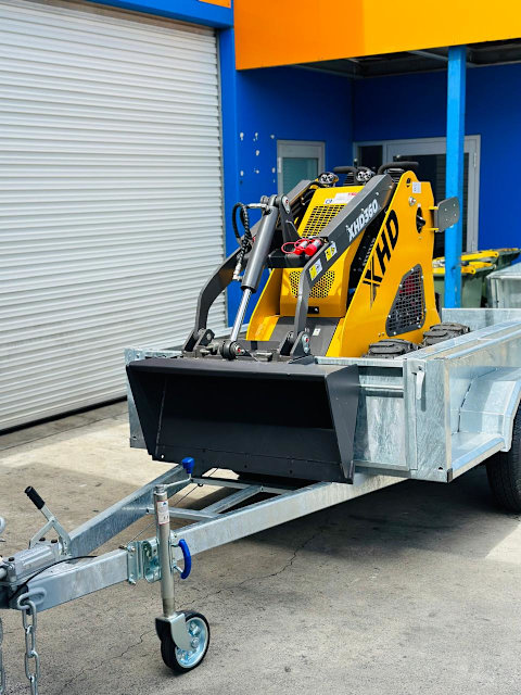 XHD Skid steer Diesel Engine Dingo Trailer package 7x4 trailer loading ...