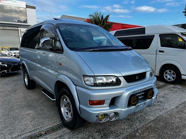 2004 Mitsubishi Delica PD6W SUPER EXCEED Spacegear Silver Automatic Van ...