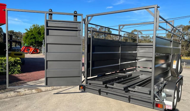 3500kg Cattle / Multi use livestock Crate Trailer with bike rack ...