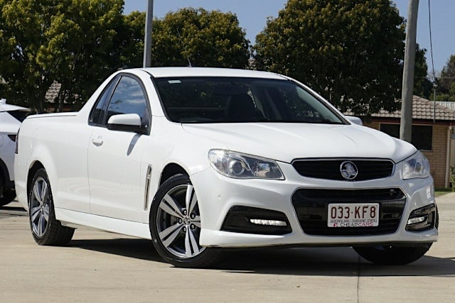 2013 Holden Ute VF MY14 SV6 Ute White 6 Speed Manual Utility | Cars ...