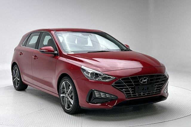 2022 Hyundai i30 PD.V4 MY22 Elite Red 6 Speed Sports Automatic ...