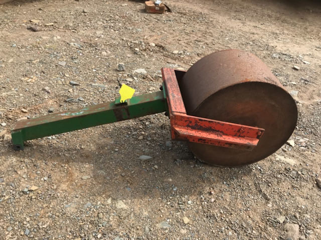 Howard EHD slasher trailing large steel wheel assembly [741] | Farming ...