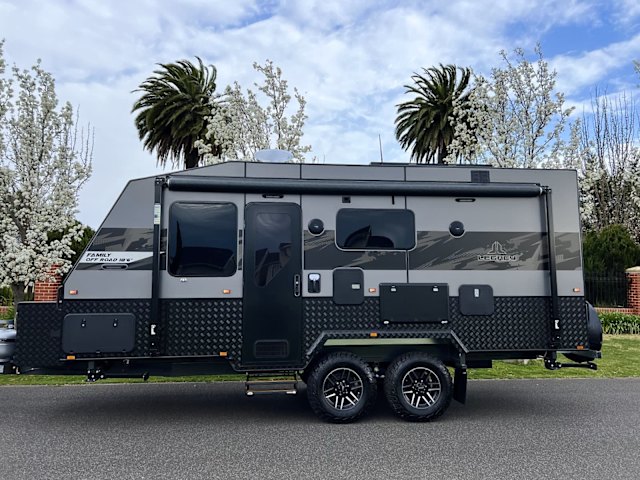 2024 LEGACY CARAVANS Legacy Family 18.6 ft double bunk Off-road carava ...
