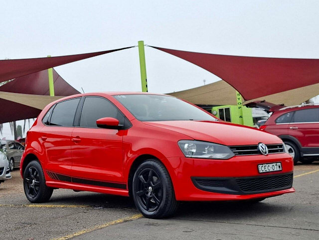 2011 Volkswagen Polo 6R MY12 77TSI DSG Comfortline Red 7 Speed Sports ...