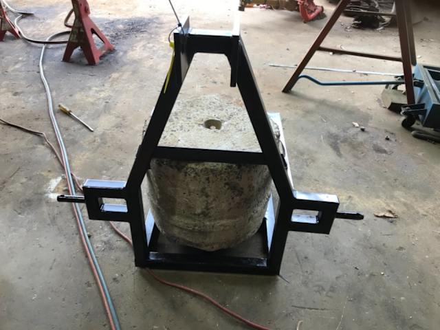 3PL concrete rear tractor counter weight [743] | Farming Equipment ...