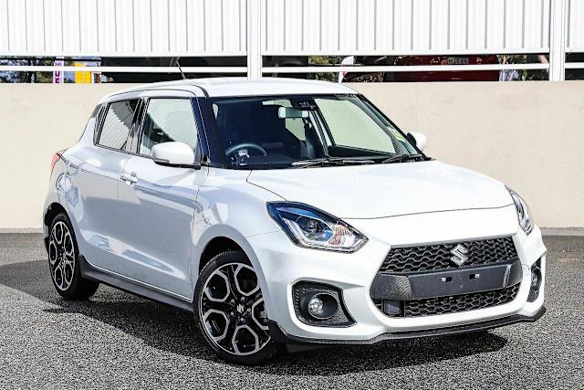 2025 Suzuki Swift AZ Series II Sport White 6 Speed Manual Hatchback ...