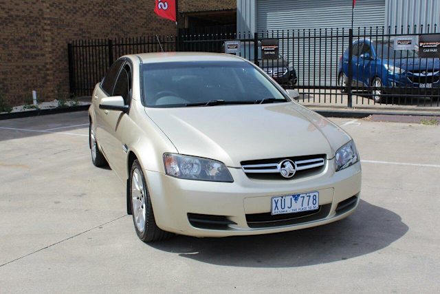 2008 Holden Commodore VE MY09 Omega 60th Anniversary Gold 4 Speed ...