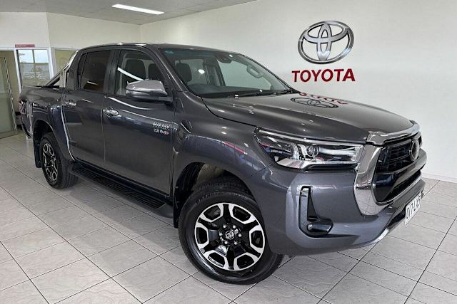 2022 Toyota Hilux 2U67950ES SR5 Graphite Manual Utility | Cars, Vans ...