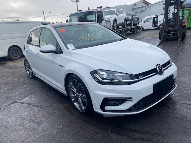 2018 Volkswagen Golf R line version 1.4L for wrecking, all parts&panels ...