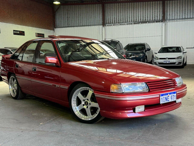 1989 Holden Commodore EXECUTIVE VN Red Automatic Sedan | Cars, Vans ...