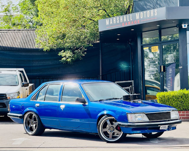 1982 Holden Commodore VH SLE Sedan 4dr Man 4sp 5.0 | Cars, Vans & Utes ...