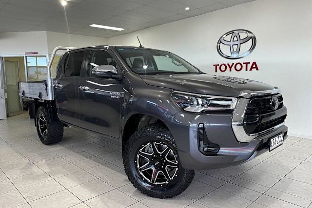 2020 Toyota Hilux 2L70360EW SR5 Graphite Automatic Cab Chassis | Cars ...