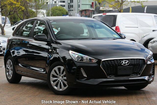 2020 Hyundai i30 PD.3 MY20 Go Black 6 Speed Manual Hatchback | Cars ...