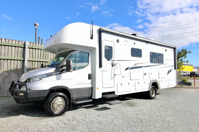 2021 JAYCO Optimum IV29-5 Big Slide Out Iveco Motorhome Loade ...