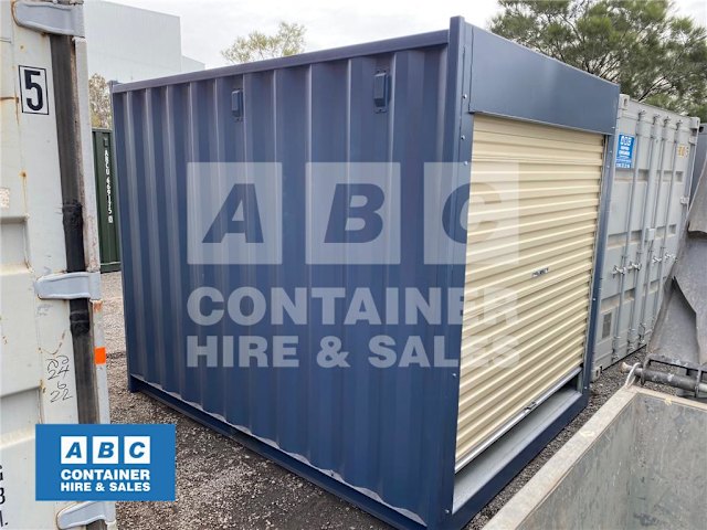 10 Foot Roller Door Shipping container - in Yatala | Construction ...