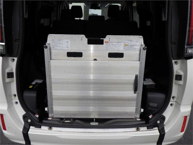 2020 Toyota Noah ZRR80 PETROL WELCAB, WHEELCHAIR RAMP, DISABILITY ...