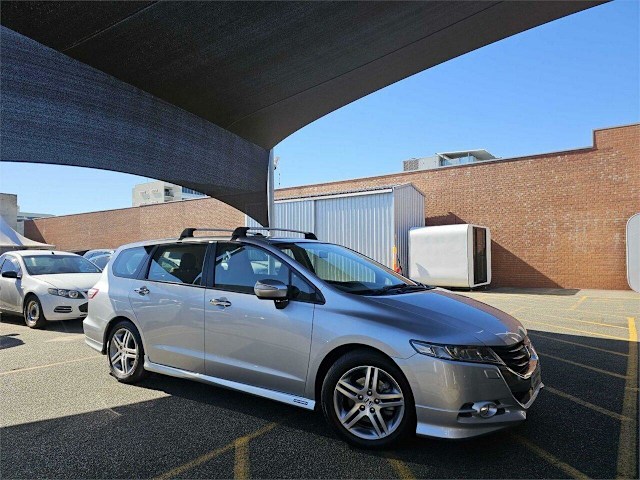 2009 Honda Odyssey 4th Gen MY09 Luxury Silver, Chrome 5 Speed Sports ...