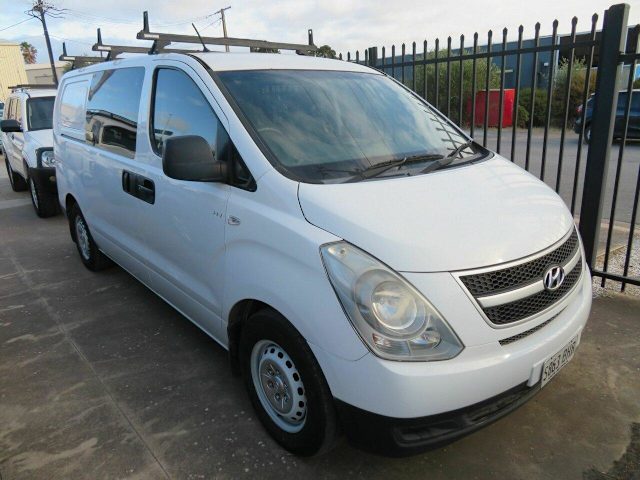 2013 Hyundai iLOAD TQ2-V MY14 White 4 Speed Automatic Van | Cars, Vans ...