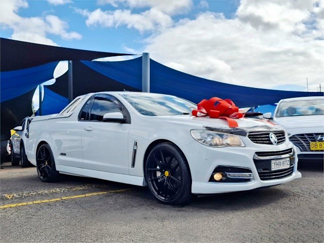 2015 Holden Ute VF MY15 SS V Ute Redline White 6 Speed Sports Automatic ...