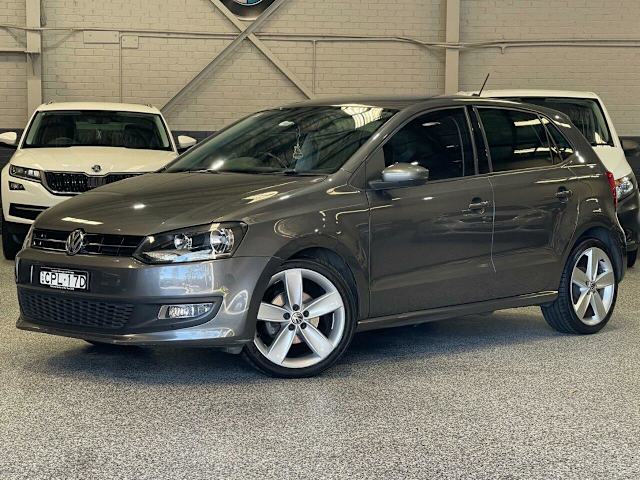 2013 Volkswagen Polo 6R MY13.5 77TSI Comfortline Grey Manual Hatchback ...