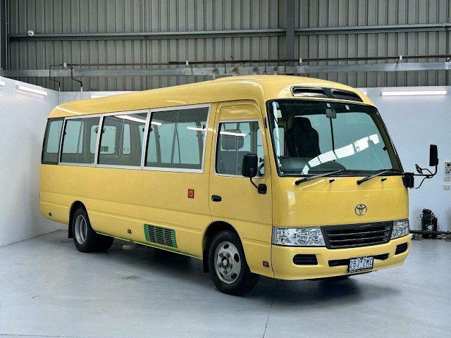 2013 Toyota Coaster Yellow Motor Home cm | Campervans & Motorhomes ...
