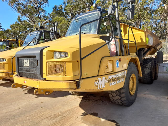 Cat 730C, 2015 Model, 7000 Hrs, Tailgate Good Tyres, Rails Battery Iso ...