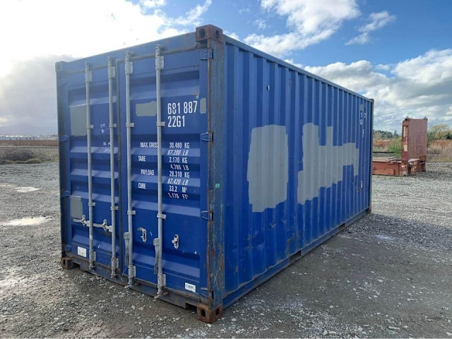 A Grade 20ft Seaworthy Shipping Containers in Toowoomba | Construction ...
