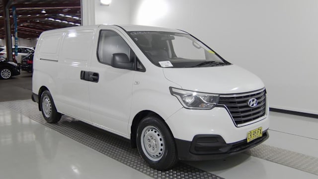 2018 Hyundai iLOAD TQ4 MY19 3S Twin Swing White 5 Speed Automatic Van ...