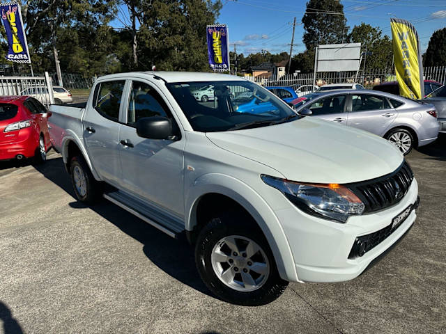 2017 Mitsubishi Triton 4x4 GLX+ MQ White Automatic Utility | Cars, Vans ...