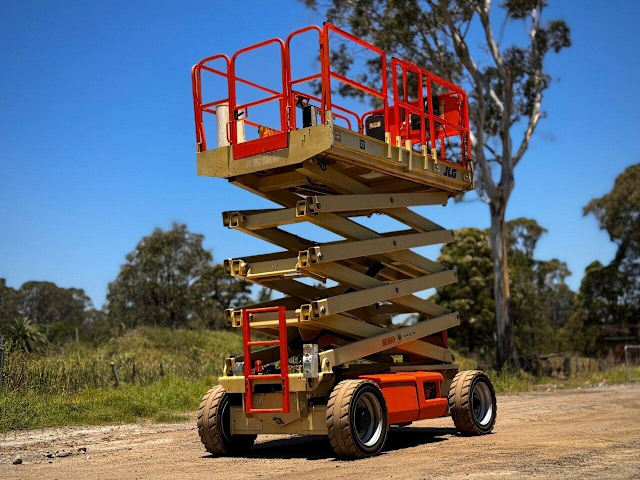 JLG 3369LE ELECTRIC SCISSOR LIFT ELEVATED WORK PLATFORM EWP GENIE ...