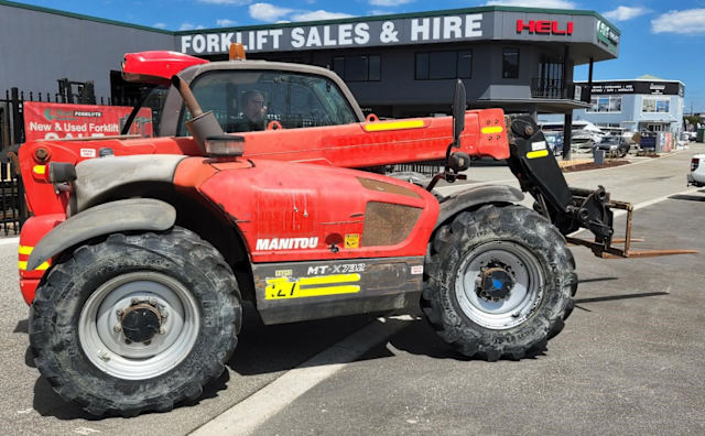 Manitou 732 3200kg 4x4 rough terrain diesel telehandler forklift ...