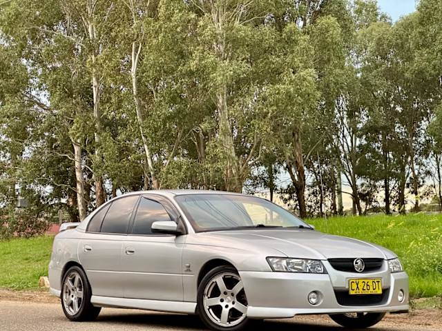 2004 Holden Commodore SV6 VZ 5 Speed Automatic Sedan 5months Rego Log ...