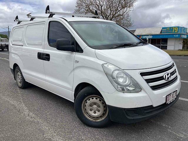 2017 Hyundai iLOAD TQ3-V Series II MY17 White 5 Speed Automatic Van ...