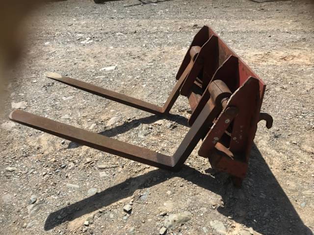 Front end loader quick hitch forks [566] | Farming Equipment | Gumtree ...