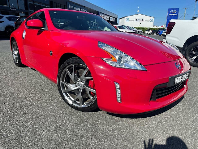 2017 Nissan 370Z Z34 MY17 Red 6 Speed Manual Coupe | Cars, Vans & Utes ...